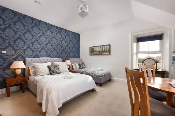 Home - Form - Strathardle Lodge